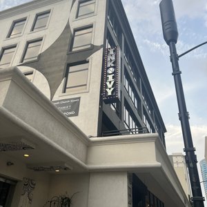 INK N IVY - 569 Photos & 716 Reviews - 222 S Church St, Charlotte ...