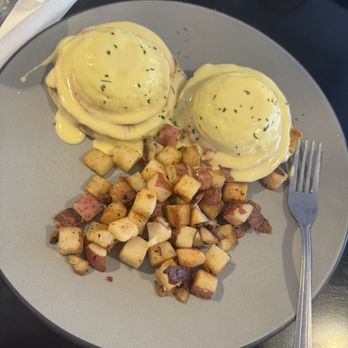 THE LOCAL - Updated March 2025 - 20 Photos & 20 Reviews - 25188 Three ...