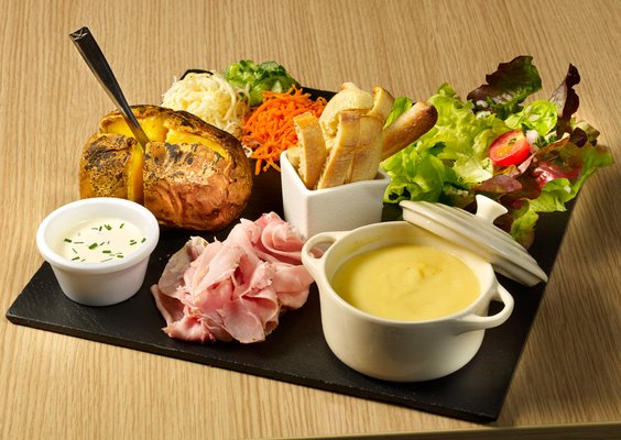 100 PATATES - Updated May 2024 - 36 Photos - 14 rue Marguerite Puhl ...