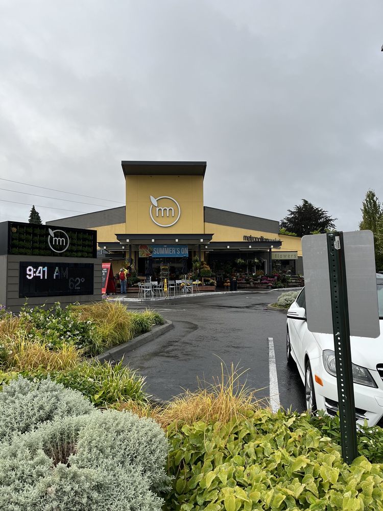 METROPOLITAN MARKET - TACOMA near 2420 N Proctor St, Tacoma, Washington ...