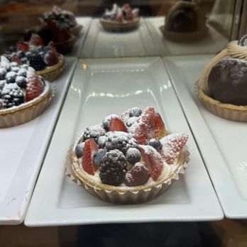 PARIS BAGUETTE - Updated October 2025 - 659 Photos & 402 Reviews - 3850 ...