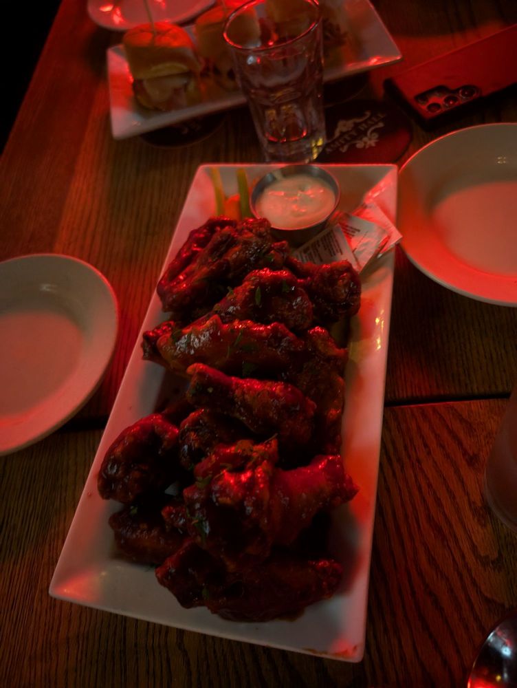 AMITY HALL DOWNTOWN - Updated February 2025 - 313 Photos & 473 Reviews ...