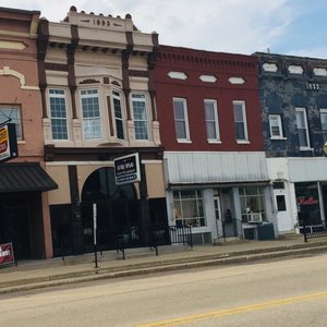 RIVERFRONT BAR & GRILL - Updated March 2025 - 48 Photos & 41 Reviews ...