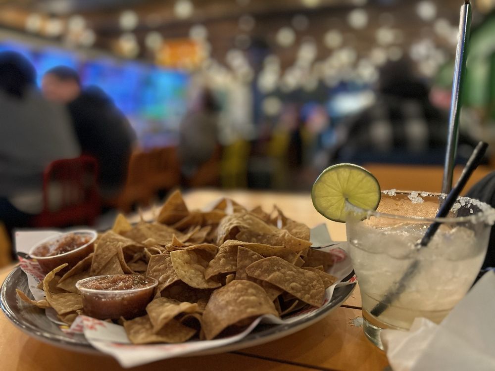 JOHNNY MAÑANA’S - Updated September 2025 - 719 Photos & 756 Reviews ...