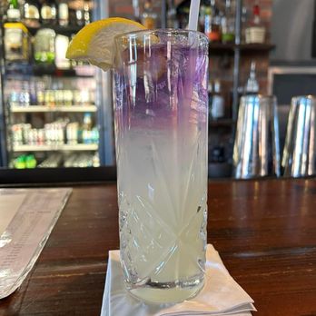 BEERHEAD BAR & EATERY - Updated December 2025 - 213 Photos & 122 ...