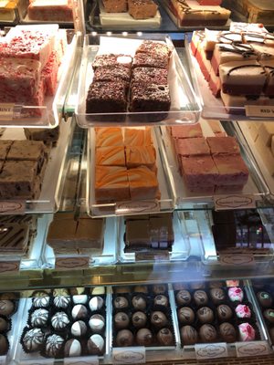 OLD MILL CANDY KITCHEN - 37 Photos & 30 Reviews - 177 Old Mill Ave ...