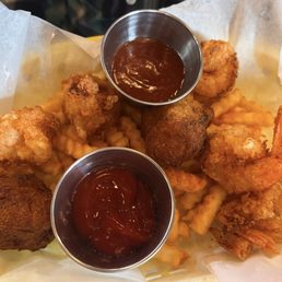 LIL’ EASY - Updated October 2025 - 271 Photos & 147 Reviews - 5000 E ...