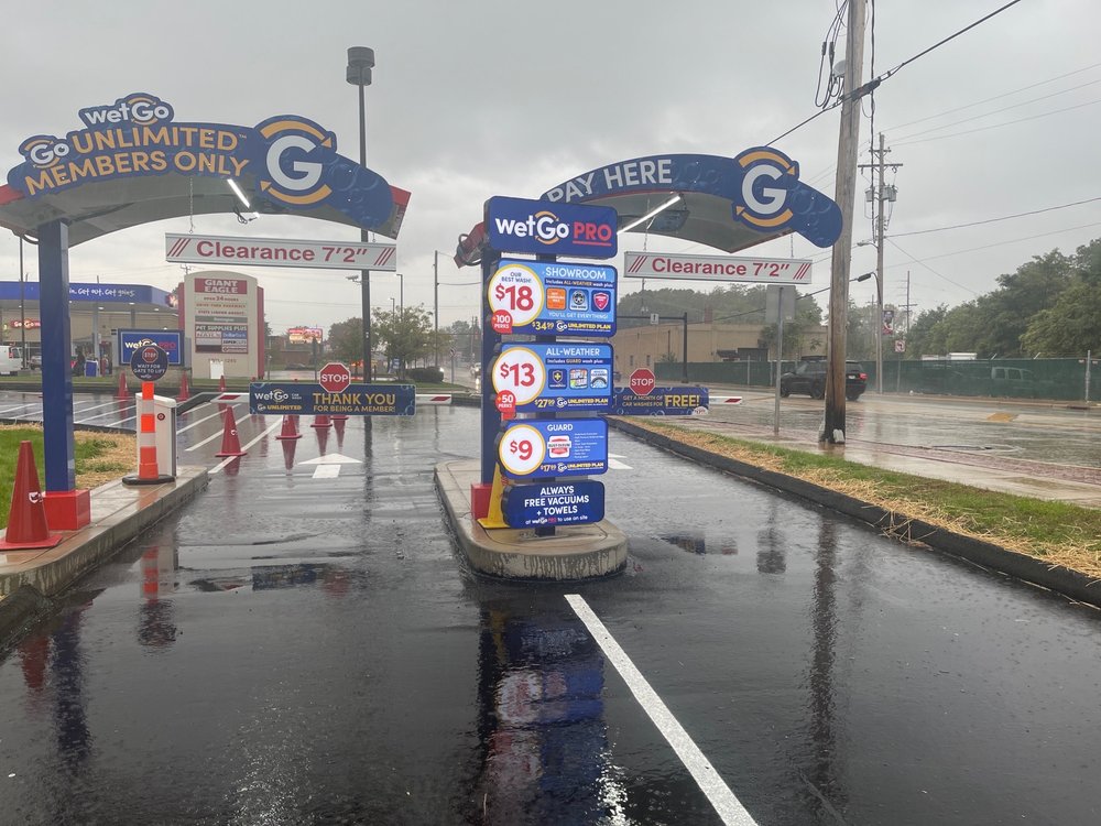 GETGO - Updated June 2024 - 1251 Mentor Ave, Painesville, Ohio - Car ...