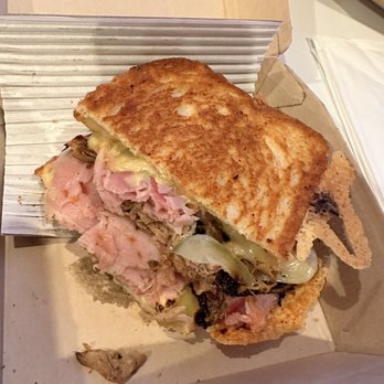 MELTZ EXTREME GRILLED CHEESE - Updated September 2024 - 548 Photos ...