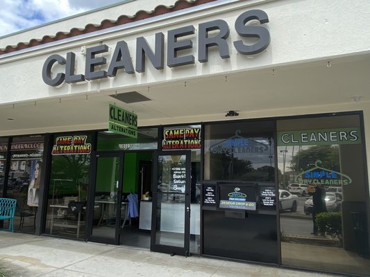 SIMPLE DRY CLEANERS - Updated November 2024 - 44 Photos & 38 Reviews ...