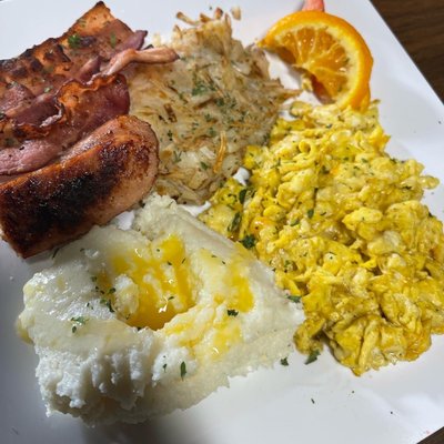 SHOWCASE BAR & GRILLE - Updated July 2025 - 72 Photos & 10 Reviews ...