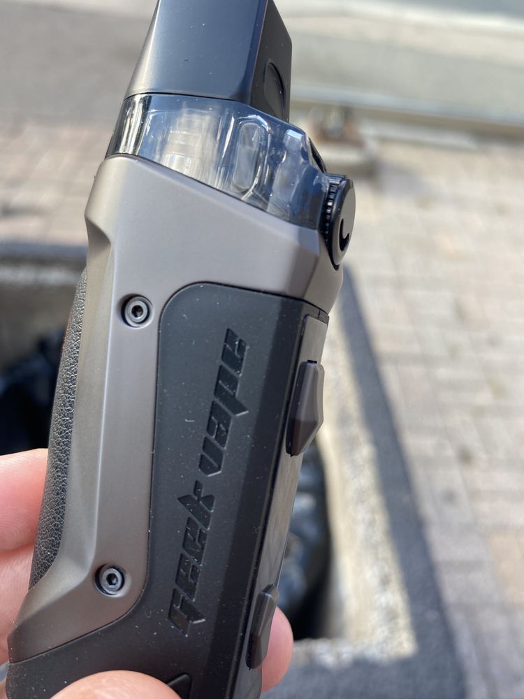 180 SMOKE VAPE STORE - 64 Photos & 61 Reviews - 657 Yonge Street ...