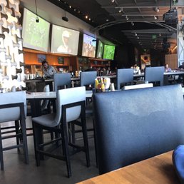 THE OWNERS BOX - Updated July 2025 - 412 Photos & 341 Reviews - 555 S ...