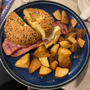 THE PARAMOUNT - 1092 Photos & 1731 Reviews - 44 Charles St, Boston ...