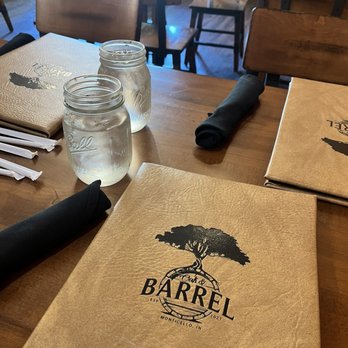 OAK AND BARREL - Updated November 2025 - 71 Photos & 94 Reviews - 924 N ...