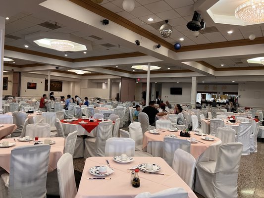 HONG KONG PEARL SEAFOOD RESTAURANT - Updated September 2024 - 127 ...