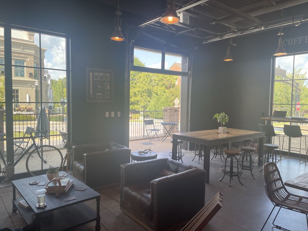 WHITETAIL BICYCLES & CYCLERY CAFE - Updated August 2024 - 34 Photos ...