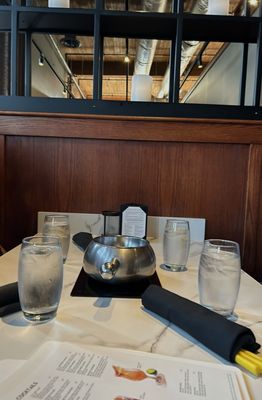 THE MELTING POT - Updated December 2025 - 463 Photos & 642 Reviews ...