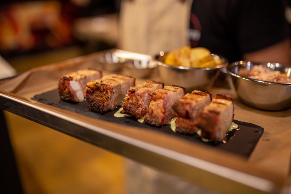 BARBAROS SMOKE HOUSE BBQ - 16 Photos - Av. de Jacinto Benavente, 9 ...