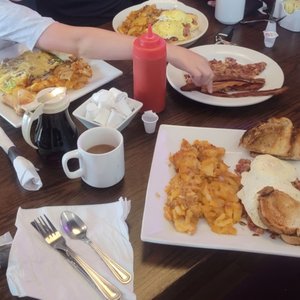 BELL CITY DINER - 299 Photos & 127 Reviews - 782 Pine St, Bristol ...