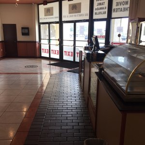 AMC AVENUE FORSYTH 12 - 85 Photos & 109 Reviews - 350 Peachtree Pkwy ...