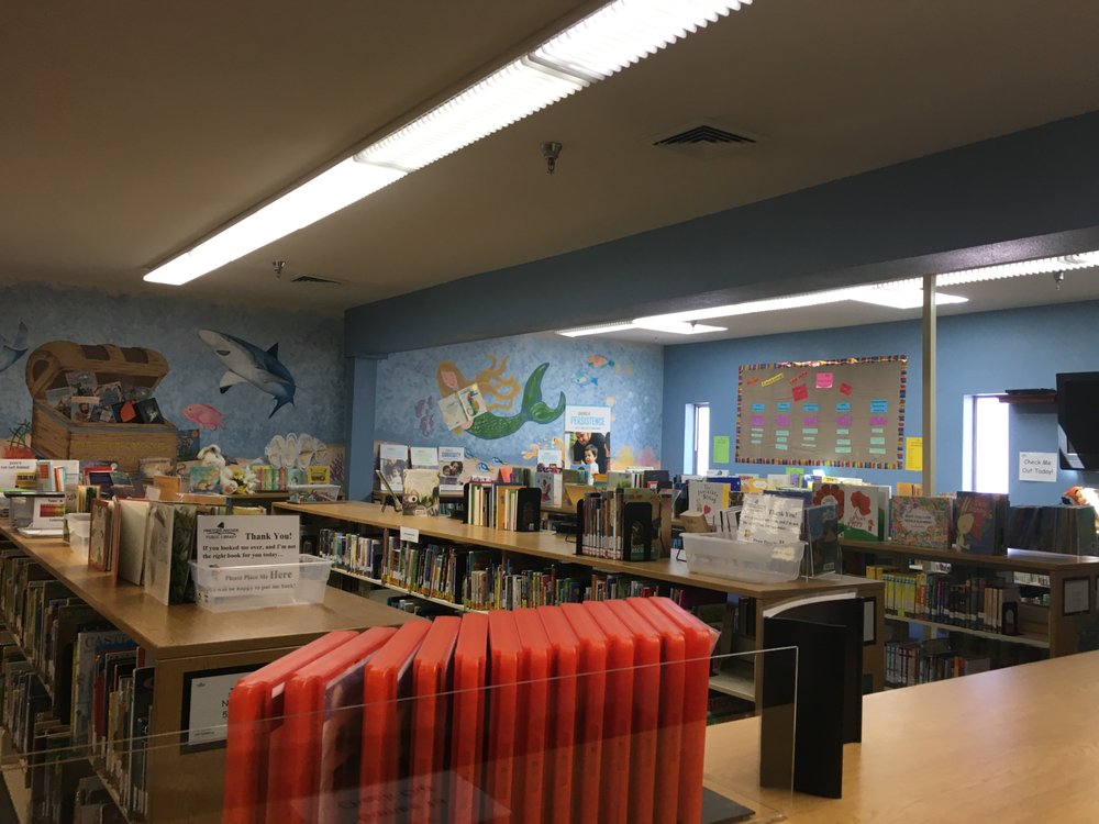 PINETOP-LAKESIDE PUBLIC LIBRARY - 1595 West Johnson Dr, Lakeside ...