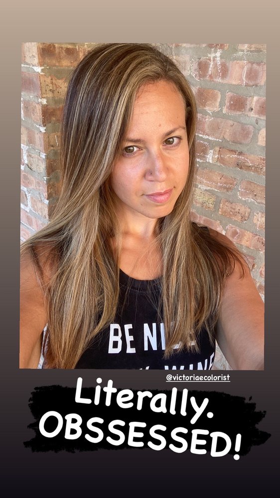 ALEXIS VICTORIA - 98 Photos - 1735 Maple Ave, Evanston, Illinois - Hair ...