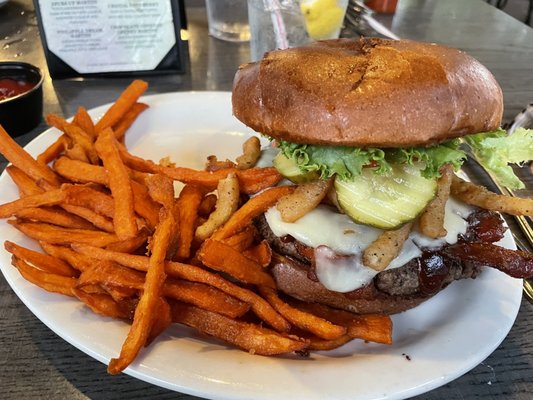 J R CASH’S GRILL & BAR - Updated August 2025 - 186 Photos & 339 Reviews ...