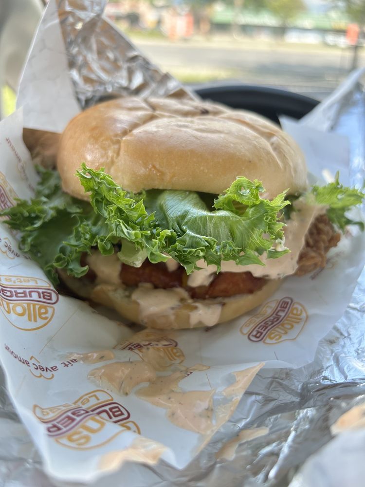 ALLONS BURGER - Updated September 2025 - 3702 Boul. Saint-Jean, Dollard ...