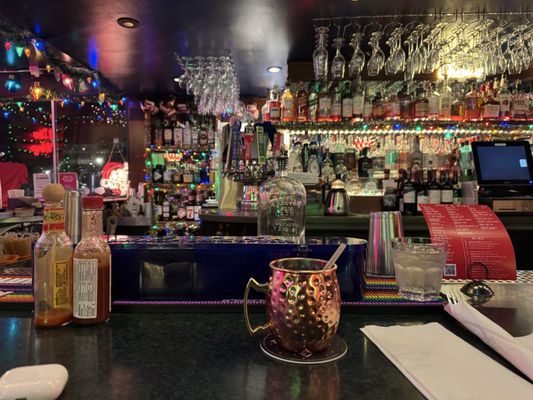 HI DIVE - Updated October 2025 - 315 Photos & 602 Reviews - Pier 28 1/2 ...