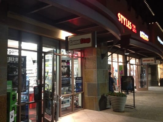 GAMESTOP - Updated September 2025 - 20 Reviews - 2501 W Happy Valley Rd ...