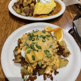 MIDDLE WAY CAFE - Updated August 2025 - 320 Photos & 483 Reviews - 1200 ...