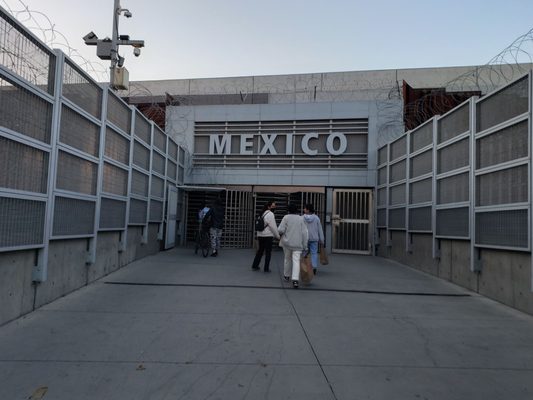 SAN YSIDRO PORT OF ENTRY - Updated October 2025 - 299 Photos & 139 ...
