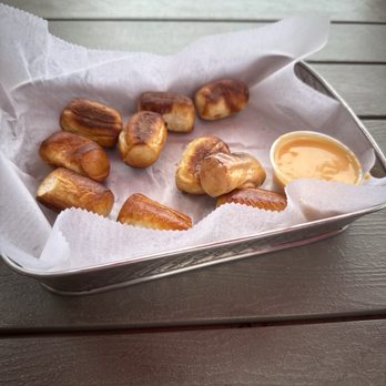 ALPHA CHARLIE GRILL - Updated October 2025 - 131 Photos & 36 Reviews ...