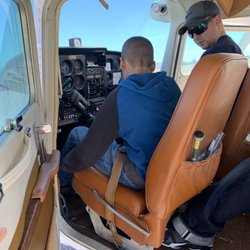 RIVERSIDE FLIGHT ACADEMY - 64 Photos & 73 Reviews - 6651 Gemende Dr ...
