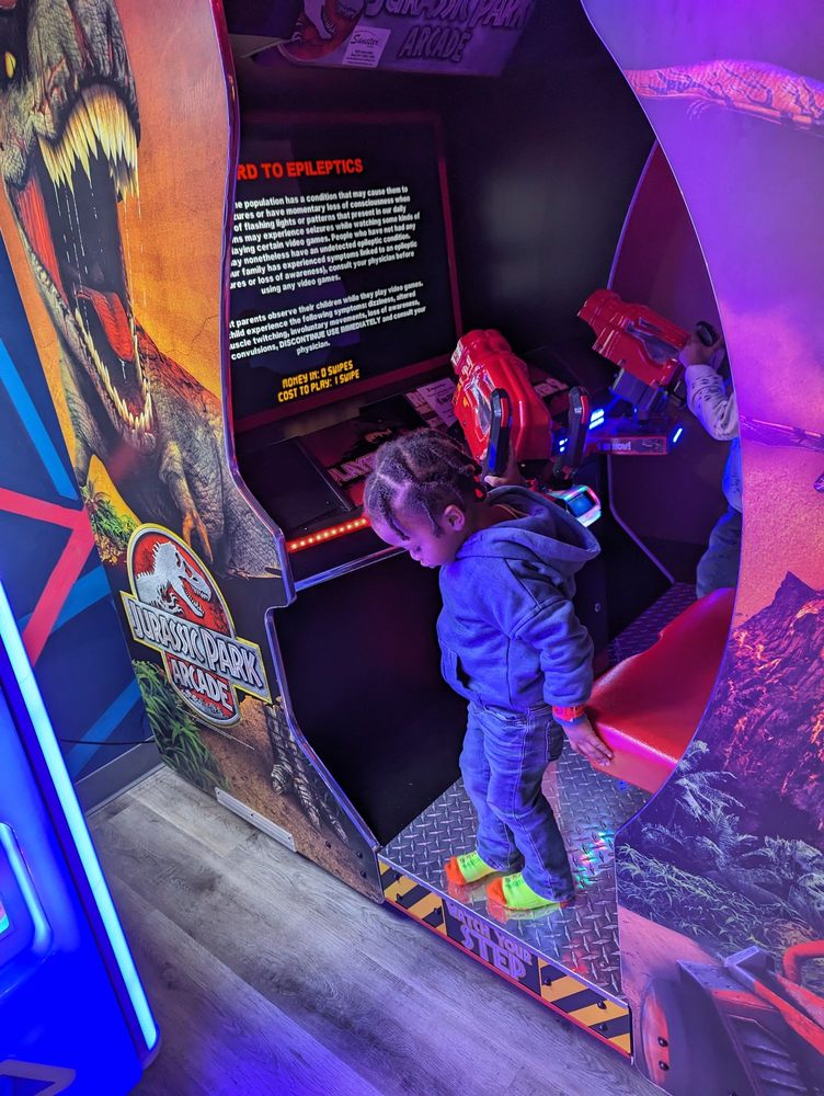 TKT PLAYTIME INFLATA PARK - 13 Photos - 4060 Covington Hwy, Decatur ...