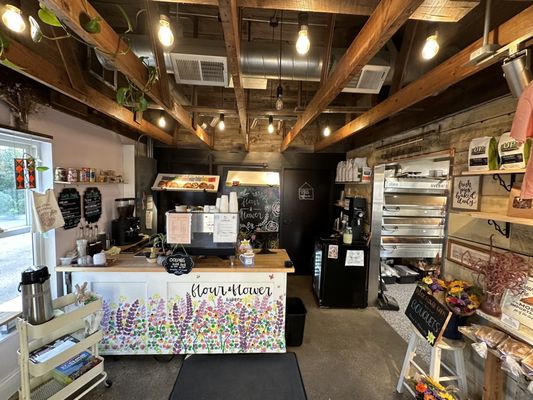 FLOUR AND FLOWER - Updated December 2025 - 25 Photos & 10 Reviews - 26 ...