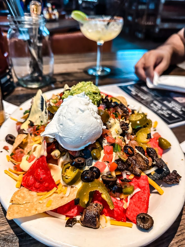 RUSTIC HOUSE SUMMERLIN SOUTH - Updated July 2024 - 71 Photos & 62 ...