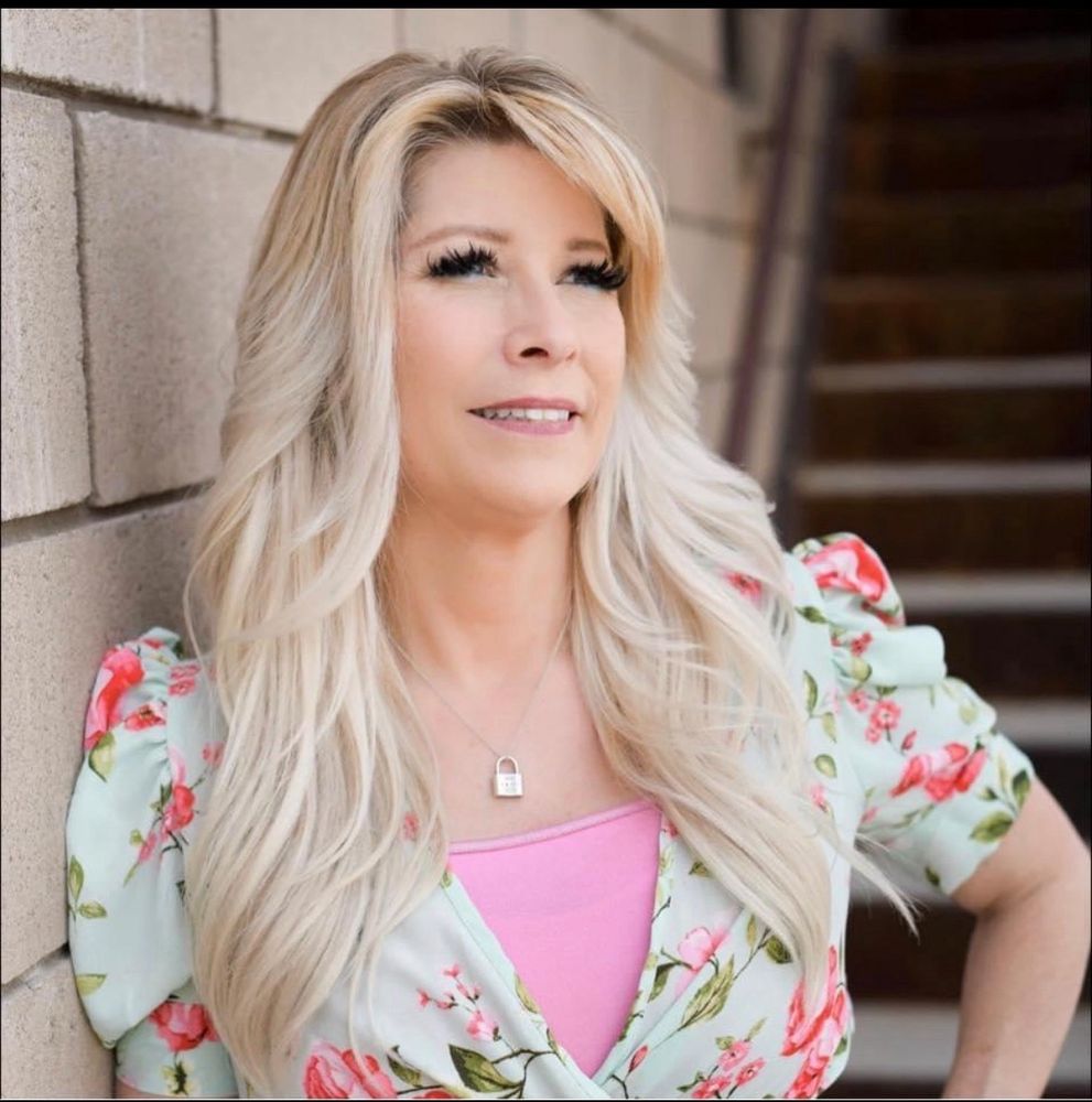 SALON PLUS HAIR ADDITIONS - Updated July 2025 - 10875 W Alex Ave, Sun ...