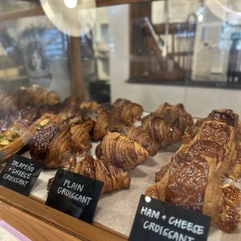 WAYFARER BREAD & PASTRY - Updated April 2025 - 1393 Photos & 810 ...