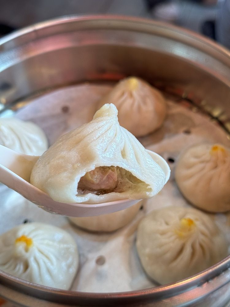 HOMETOWN RICE ROLL & DUMPLINGS - Updated May 2024 - 22 Photos - 669 ...