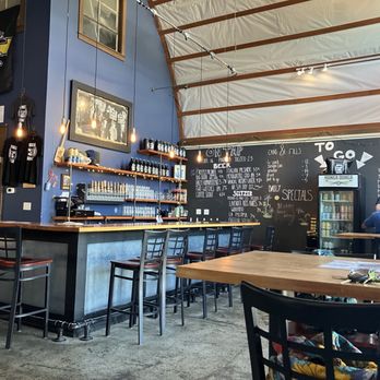 HUNGA DUNGA BREWING - Updated October 2025 - 62 Photos & 49 Reviews ...