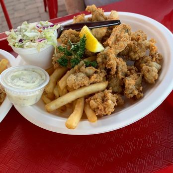 FLO’S CLAM SHACK - Updated December 2025 - 68 Photos & 57 Reviews ...