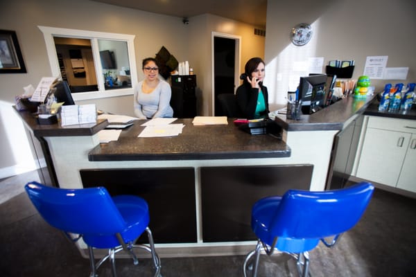 VALET AUTO BODY - Updated October 2025 - 33 Photos & 91 Reviews - 33 E ...