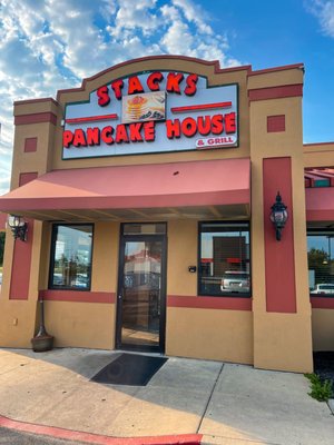 STACKS PANCAKE HOUSE & GRILL - Updated September 2024 - 114 Photos ...