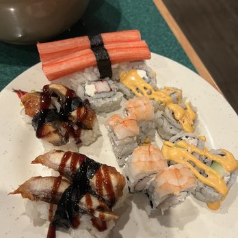 FEAST BUFFET - Updated June 2024 - 201 Photos & 179 Reviews - 1707 N ...