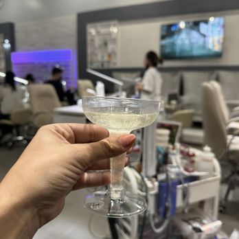 ZEN NAIL BAR - Updated May 2024 - 886 Photos & 301 Reviews - 3522 ...