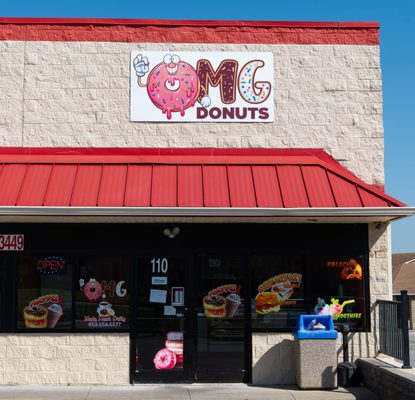OMG DONUTS - Updated September 2025 - 49 Photos & 39 Reviews - 3449 ...