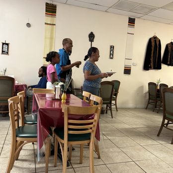 MITMITA ETHIOPIAN RESTAURANT - Updated August 2024 - 241 Photos & 162 ...