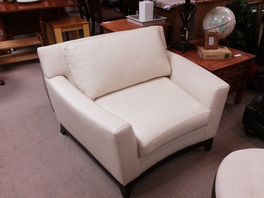 GREAT FINDS CONSIGNMENT GALLERY - Updated December 2025 - 18 Photos ...